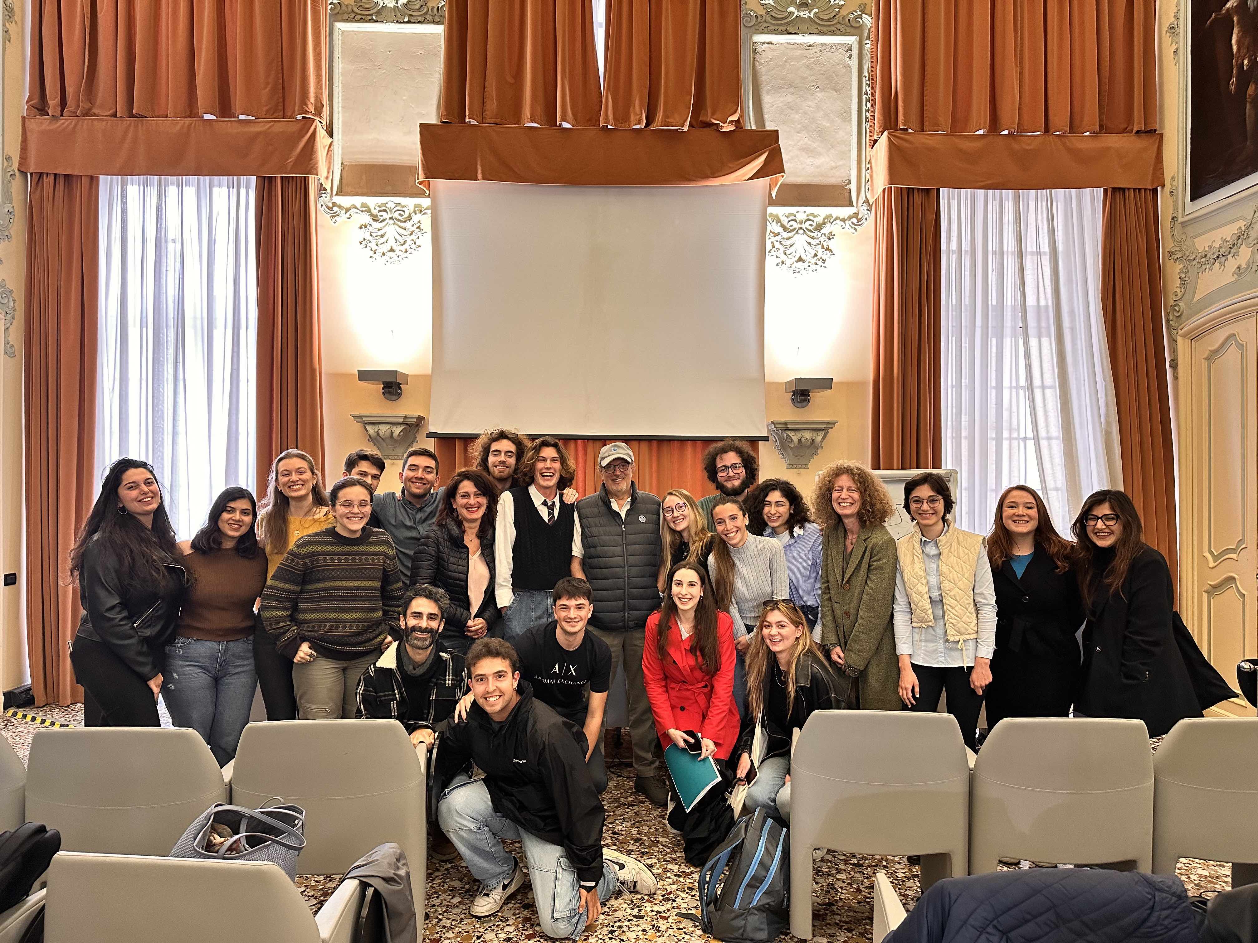 Conclusa l'edizione 2023/2024 del corso di Ivano Fossati | UniGe ...